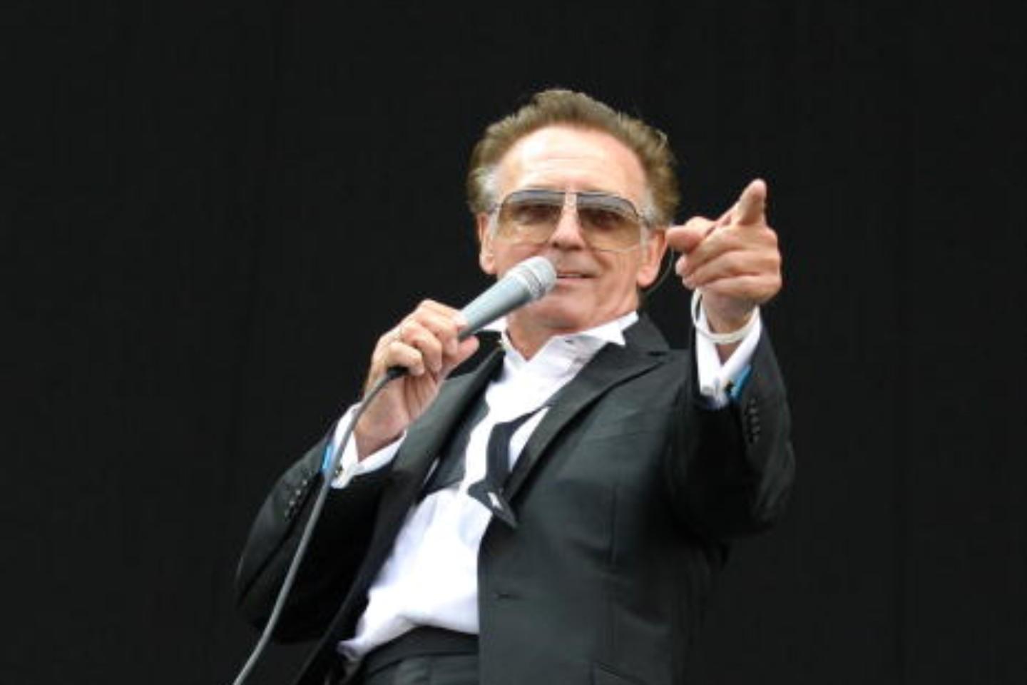 Tony Christie Tickets | Tony Christie Tour and Concert Tickets - viagogo