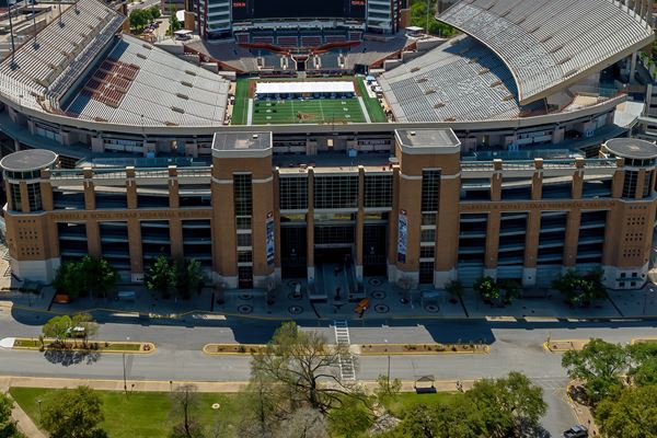 Premium Tailgate Party - Texas Tech Red Raiders at Texas Longhorns ...